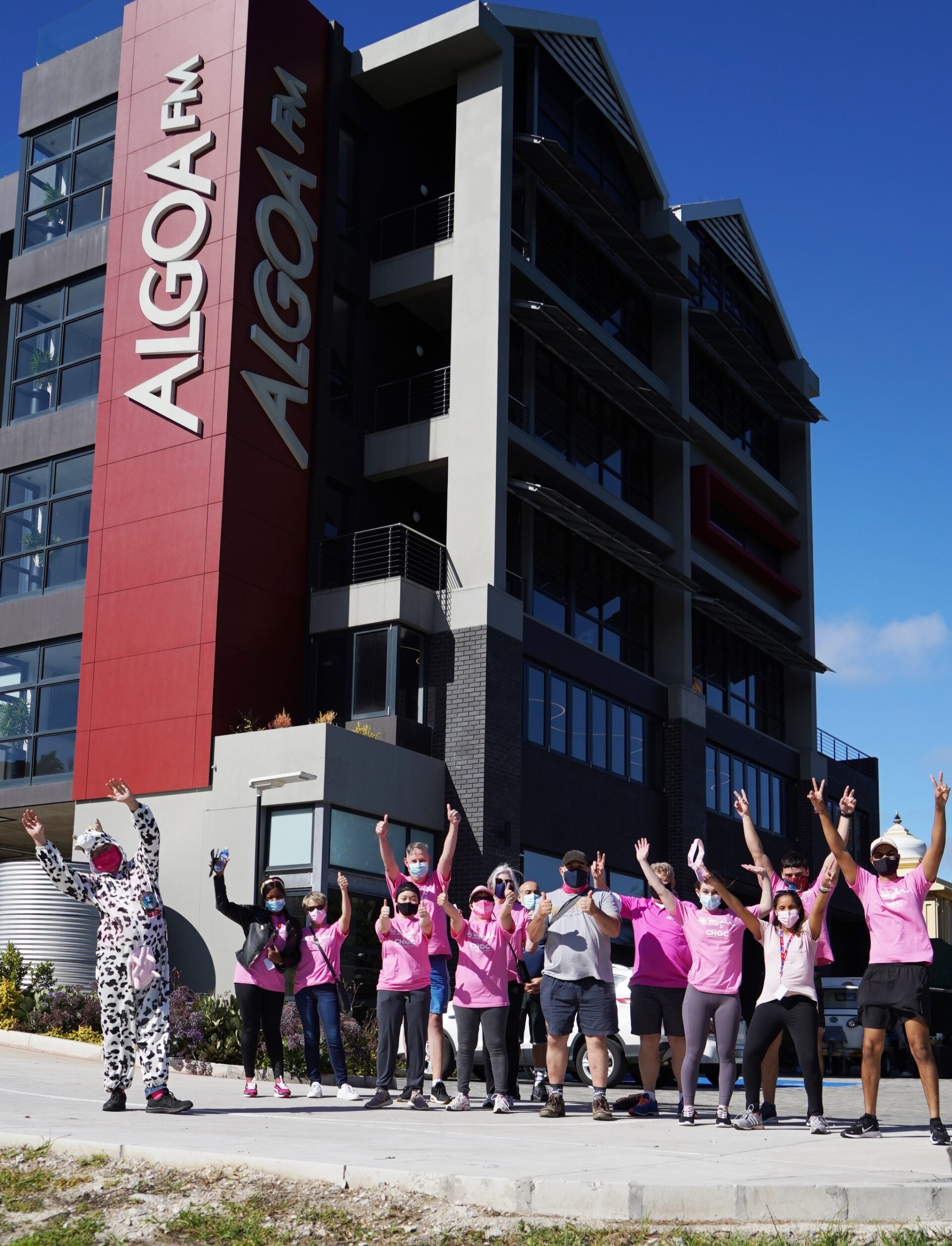 Thousands “keep hope alive” through Algoa FM Big Walk for Cancer ...