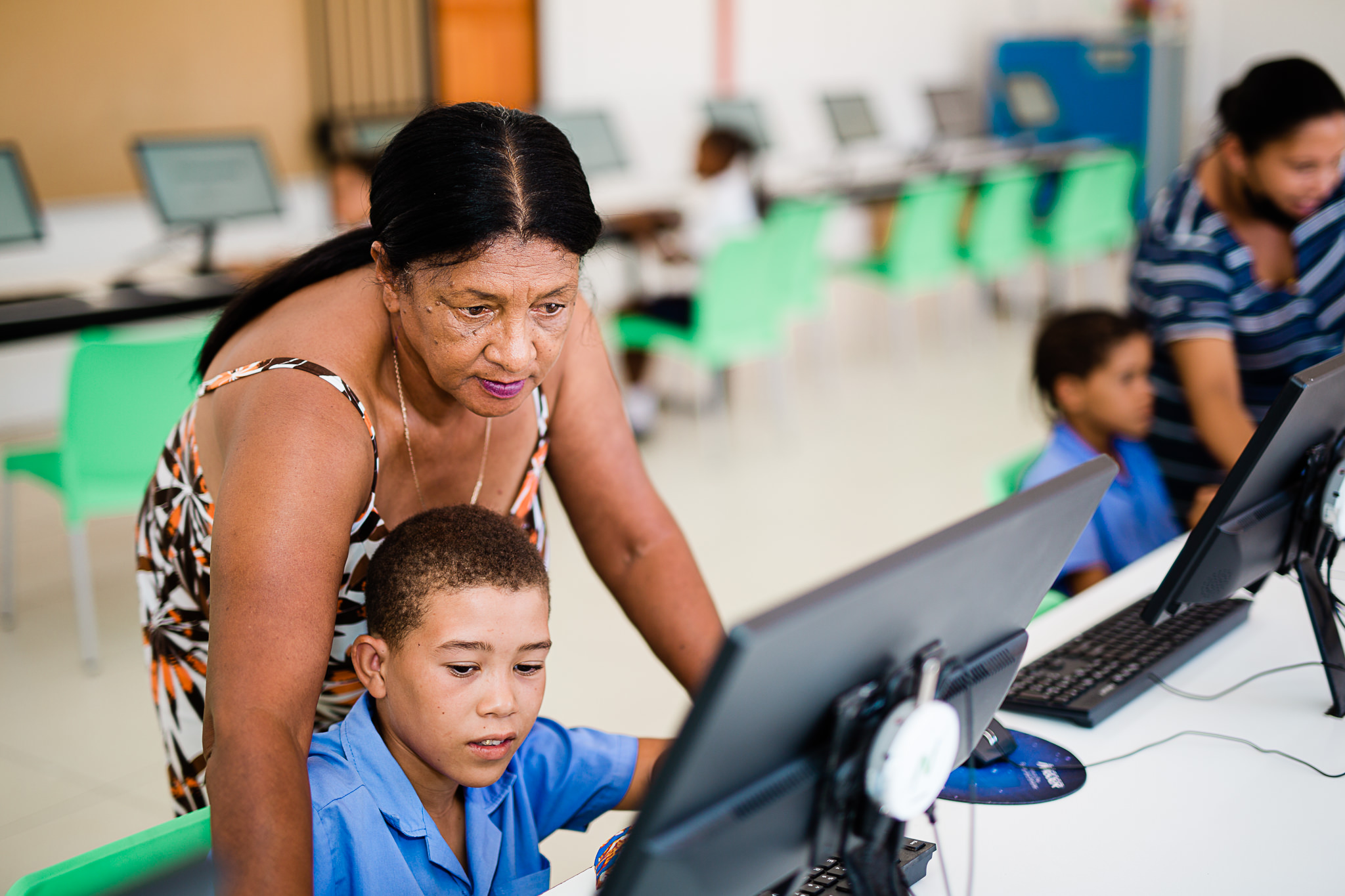 IT infrastructure and internet connectivity brings rural town online ...