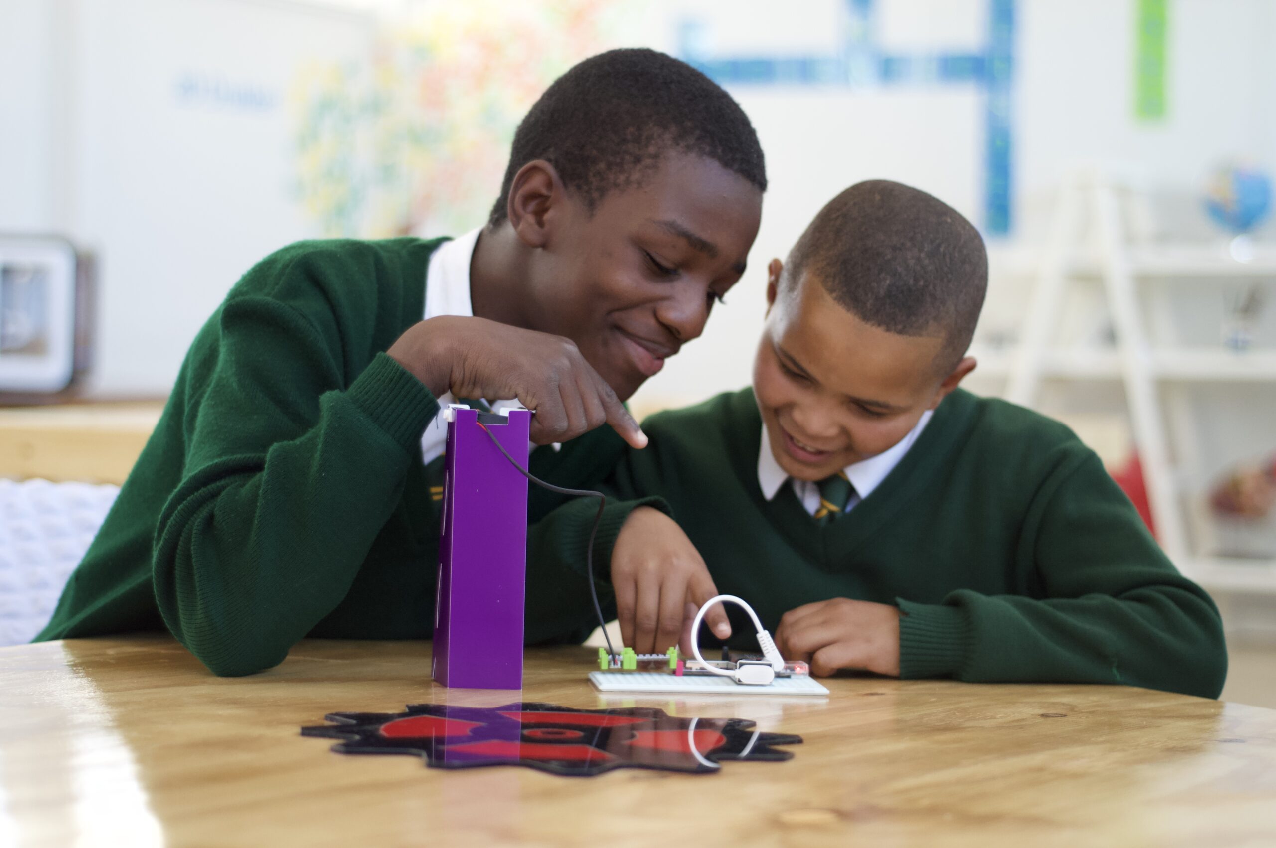 Sakhikamva launches 8th STREAM LAB at Vooruitsig Intermediate School ...